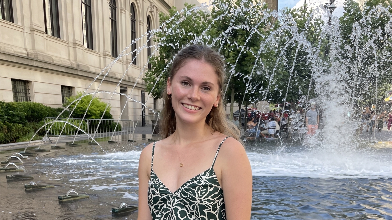 Anna Murray ’23: Dance, Art History and the 1960s | Davidson